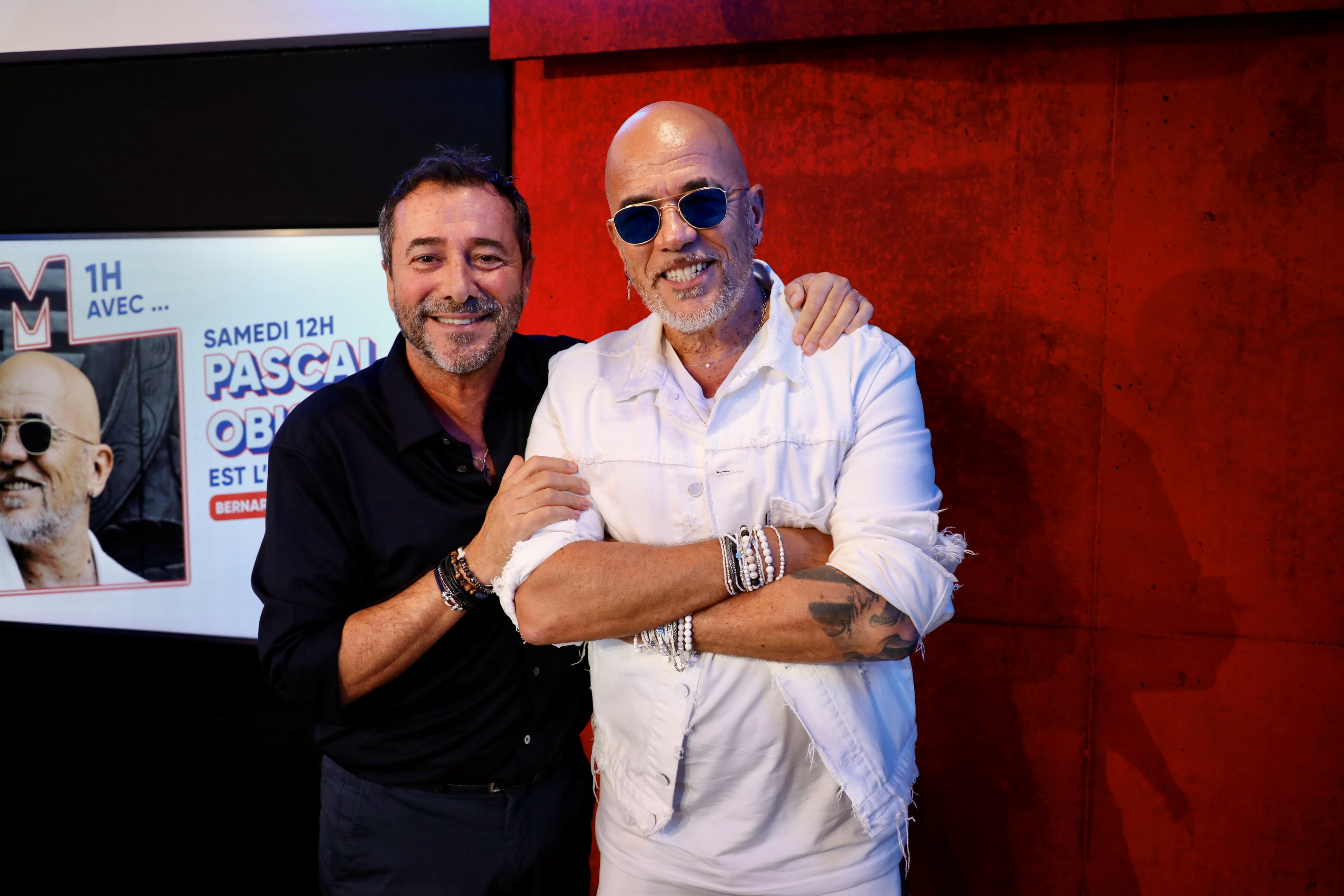 "J’arrête à 60 ans… il faut partir au sommet", découvrez l'interview de Pascal Obispo au micro ...