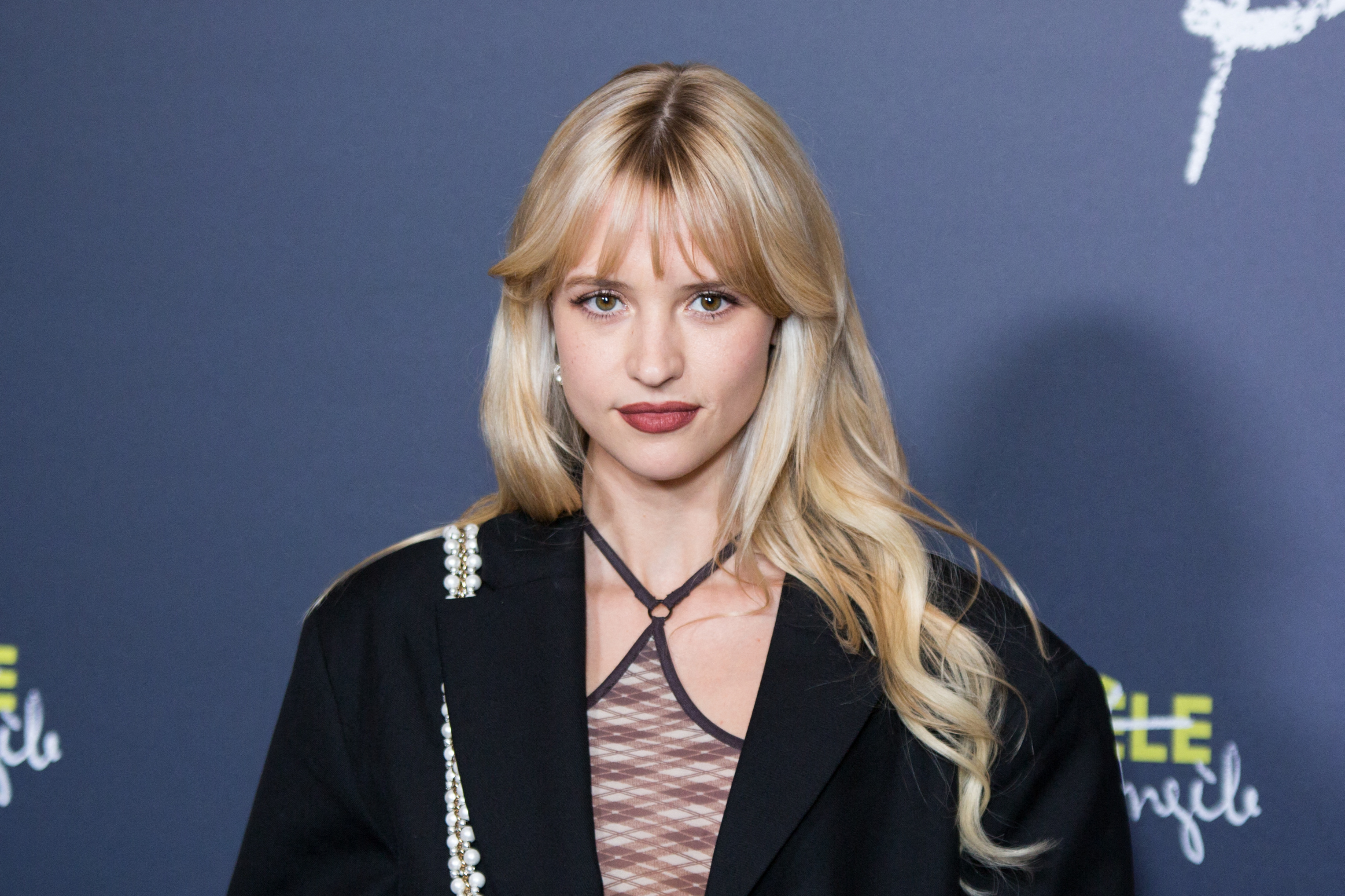 Angèle annonce une deuxième date à Paris La Défense Arena