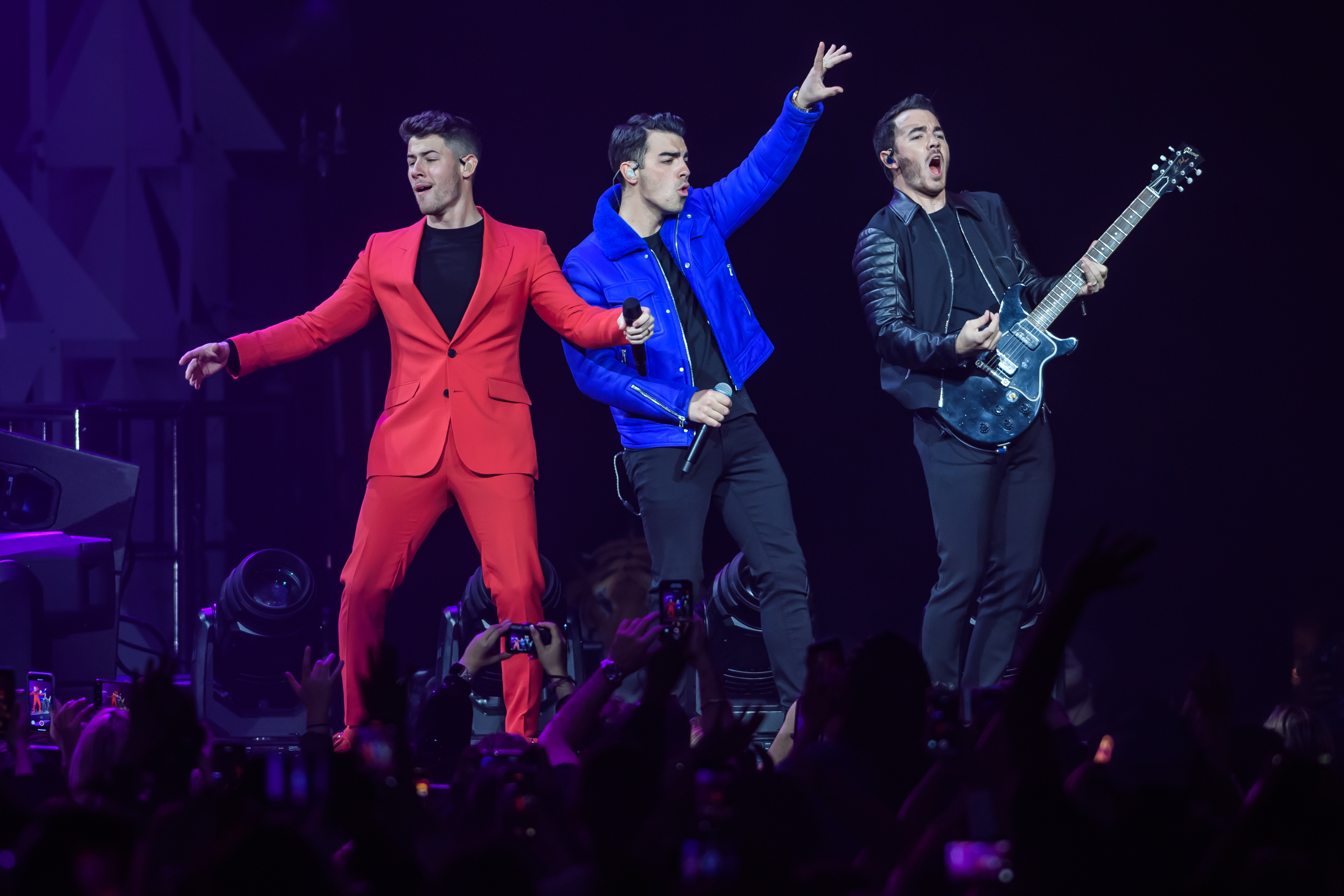Les Jonas Brothers annoncent un nouveau single