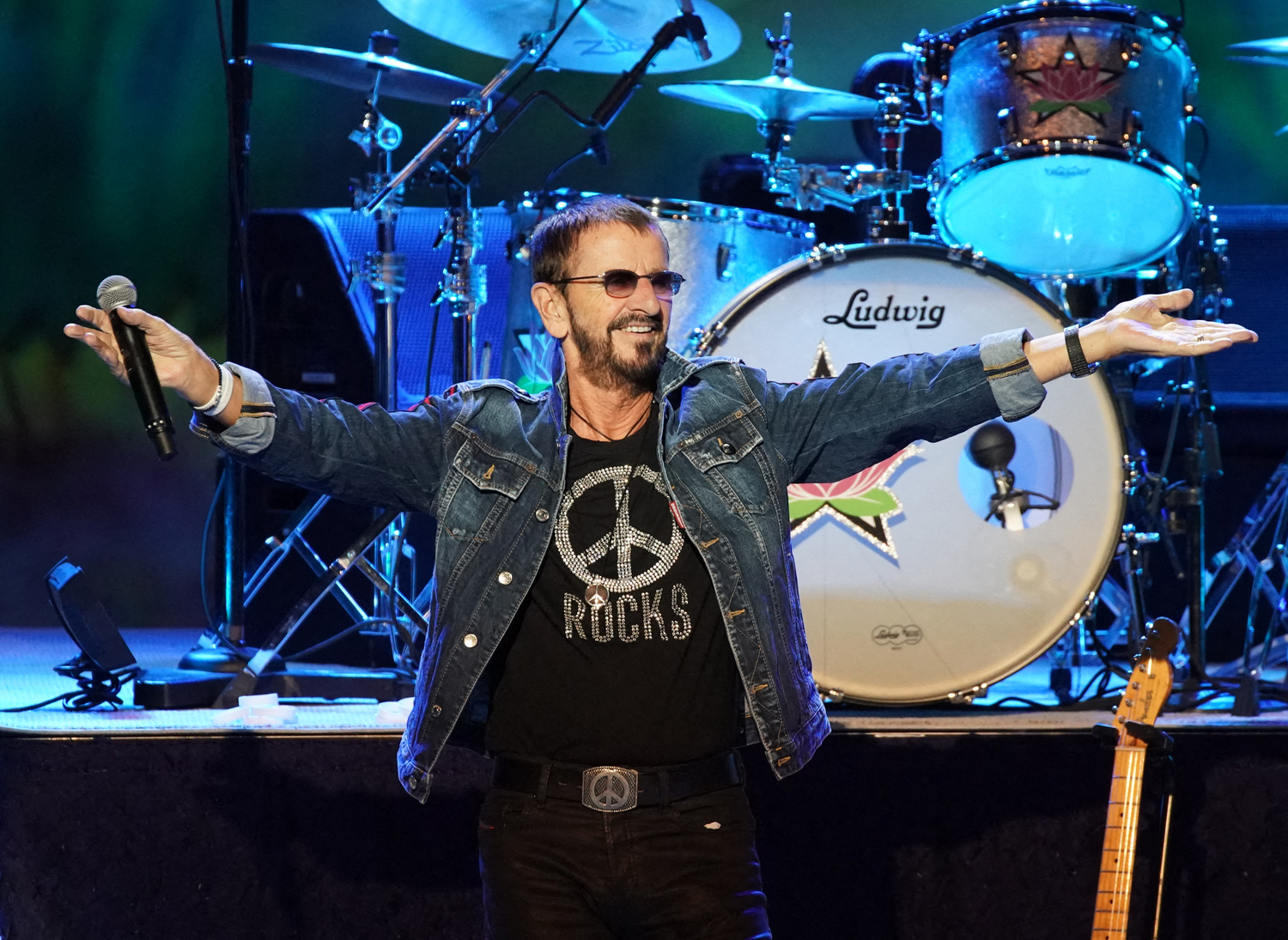 Ringo Starr annonce la sortie d’un nouvel EP « Change the World