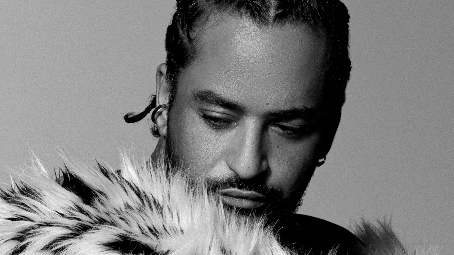 Slimane offre une nouvelle version à "Mon amour"