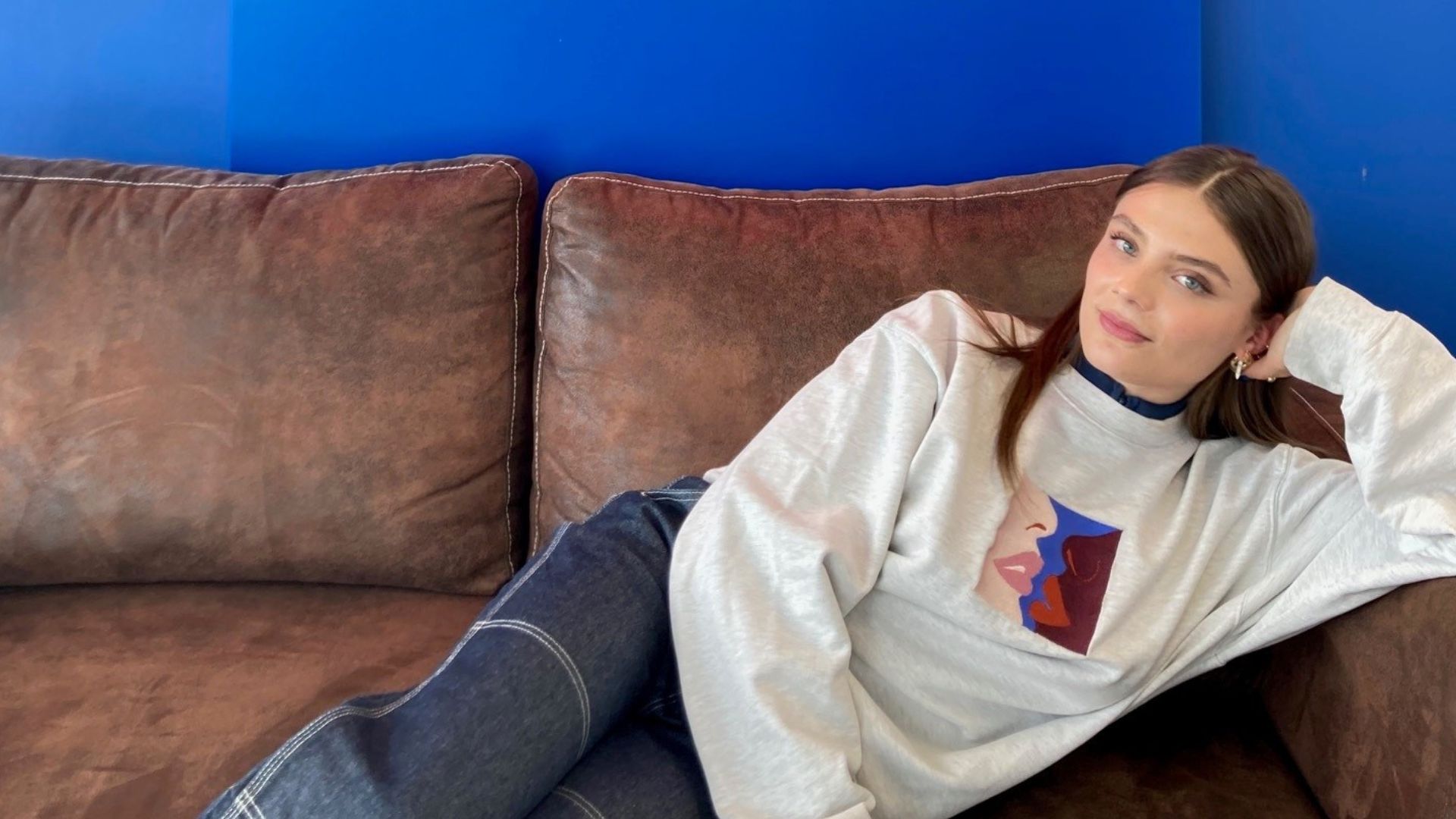 Maëlle en interview : "Ce nouveau titre "En attendant" m'a fait ...